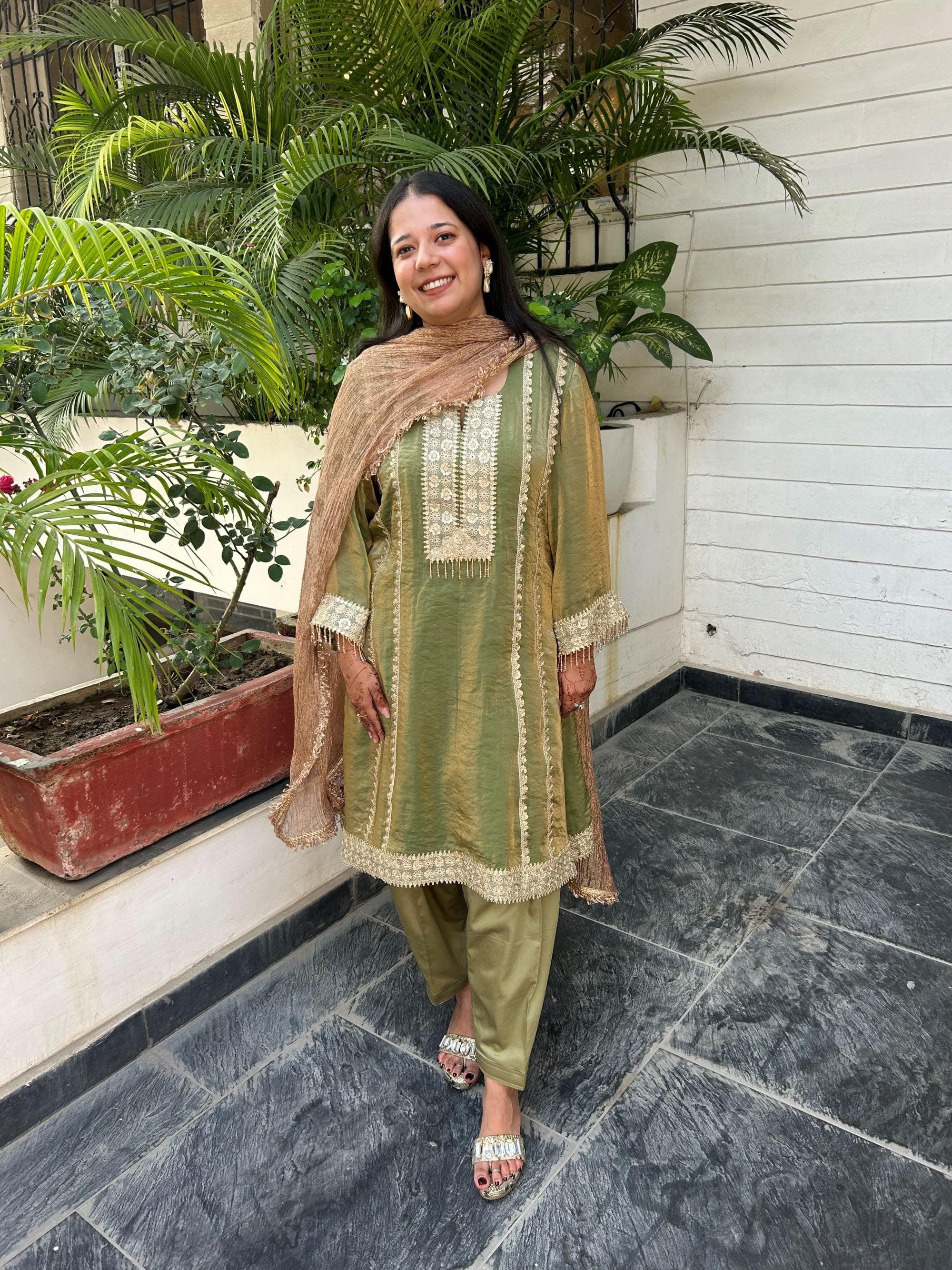 Green tissue suit set